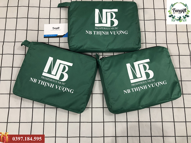 Áo Mưa In Logo Công Ty Cho NB Thịnh Vượng - In Áo Mưa Giá Rẻ