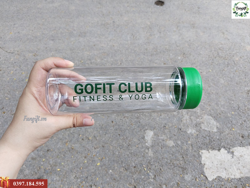 Bình nhựa in logo theo yêu cầu cho Gofit Club Fitness & Yoga